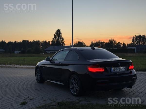 Melns BMW M2 2014 Rīga, ar dzinēja tilpumu 3.00 L un nobraukumu 134 tūkst. km par 17300 €, foto 7 vietnē AUTOMOTO.COM.LV