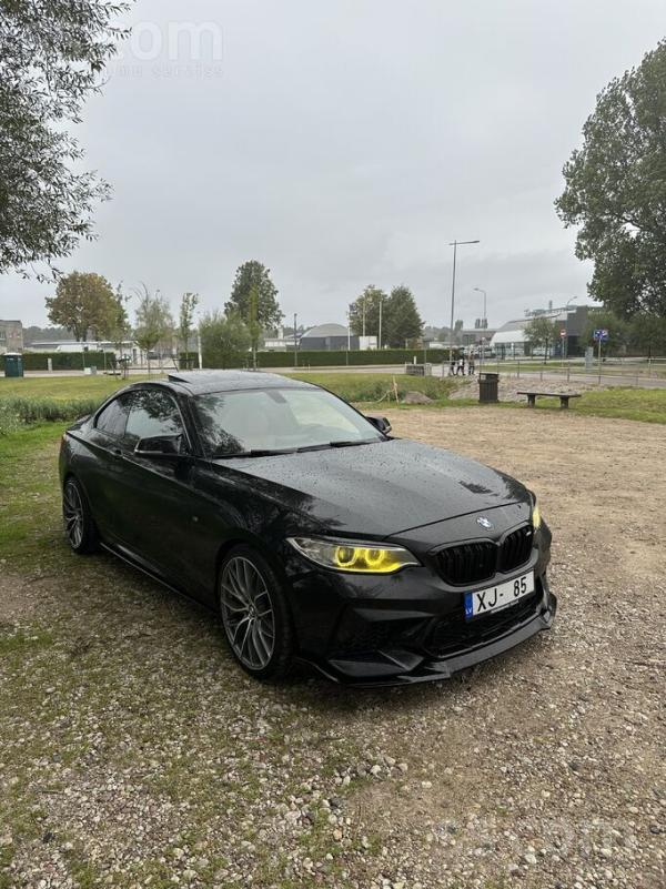 Melns BMW M2 2014 Liepāja, ar dzinēja tilpumu 3.00 L un nobraukumu 214 tūkst. km par 18500 €, foto 4 vietnē AUTOMOTO.COM.LV