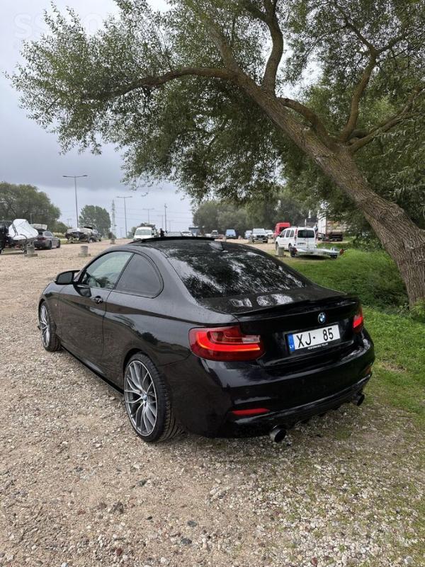 Melns BMW M2 2014 Liepāja, ar dzinēja tilpumu 3.00 L un nobraukumu 214 tūkst. km par 18500 €, foto 5 vietnē AUTOMOTO.COM.LV