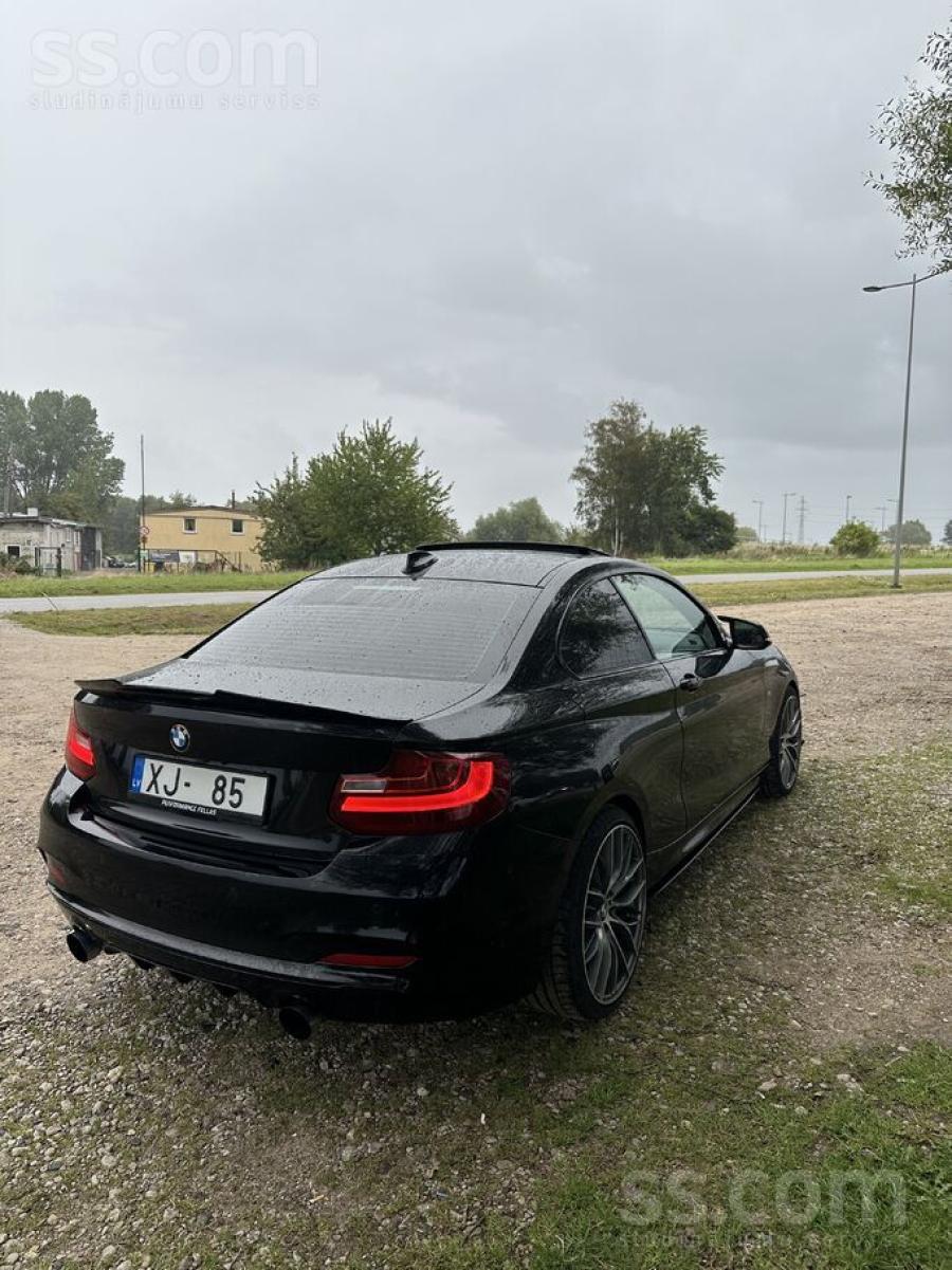 Melns BMW M2 2014 Liepāja, ar dzinēja tilpumu 3.00 L un nobraukumu 214 tūkst. km par 18500 €, foto 6 vietnē AUTOMOTO.COM.LV