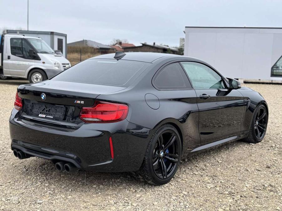 Melns BMW M2 2017 Šauļi, ar dzinēja tilpumu 2.98 L un nobraukumu 87 tūkst. km par 33500 €, foto 4 vietnē AUTOMOTO.COM.LV