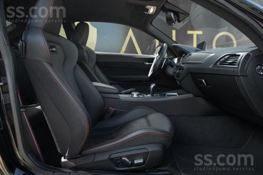 Melns BMW M2 2019 Tukums, ar dzinēja tilpumu 3.00 L un nobraukumu 61 tūkst. km par 41990 €, foto 8 vietnē AUTOMOTO.COM.LV