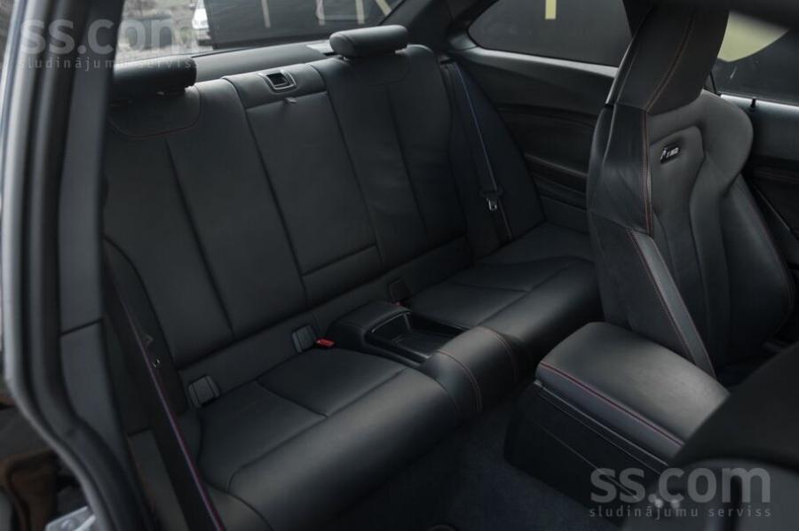 Melns BMW M2 2019 Tukums, ar dzinēja tilpumu 3.00 L un nobraukumu 61 tūkst. km par 41990 €, foto 9 vietnē AUTOMOTO.COM.LV