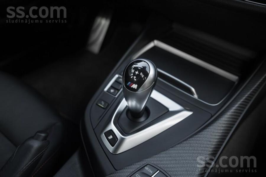 Melns BMW M2 2019 Tukums, ar dzinēja tilpumu 3.00 L un nobraukumu 61 tūkst. km par 41990 €, foto 24 vietnē AUTOMOTO.COM.LV