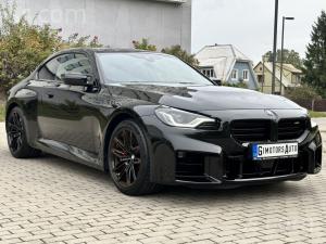 Black BMW M2 2023 in Riga, with an engine capacity of 3.00 L and mileage of 45 thousand km for 62900 €, photo 3 on AUTOMOTO.COM.LV