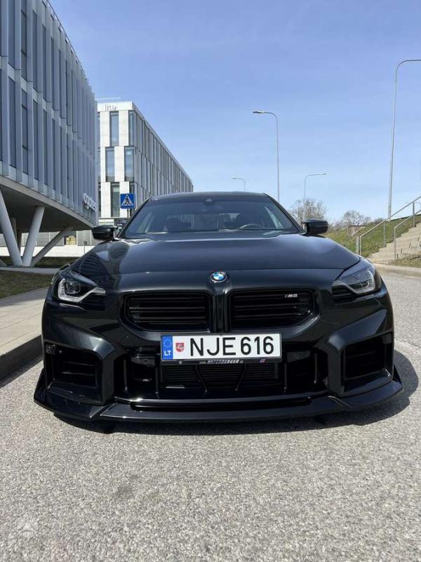Melns BMW M2 2024 Viļņa, ar dzinēja tilpumu 2.99 L un nobraukumu 32 tūkst. km par 63999 €, foto 3 vietnē AUTOMOTO.COM.LV