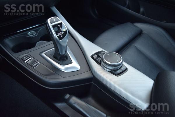Blue BMW M2 2015 in Riga, with an engine capacity of 3.00 L and mileage of 226 thousand km for 16500 €, photo 6 on AUTOMOTO.COM.LV