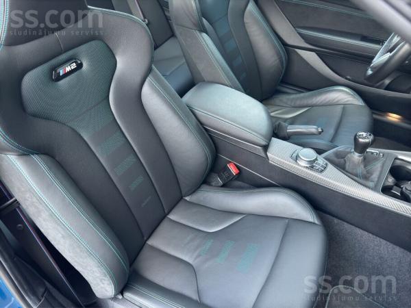 Синий БМВ M2 2021 в Рига, объемом двигателя 3.00 л и пробегом 18 тыс. км за 45900 €, фото 6 на AUTOMOTO.COM.LV