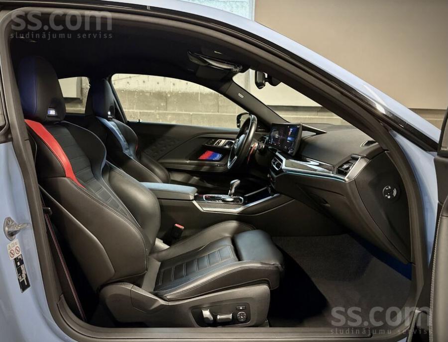 Blue BMW M2 2023 in Tallinn, with an engine capacity of 3.00 L and mileage of 25 thousand km for 60490 €, photo 25 on AUTOMOTO.COM.LV