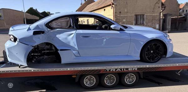 Blue BMW M2 2024 in Kaunas, with an engine capacity of 2.99 L and mileage of 25 thousand km for 34490 €, photo 4 on AUTOMOTO.COM.LV