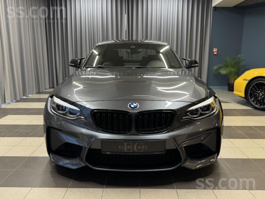 Grey BMW M2 2017 in Riga, with an engine capacity of 3.00 L and mileage of 141 thousand km for 32990 €, photo 2 on AUTOMOTO.COM.LV