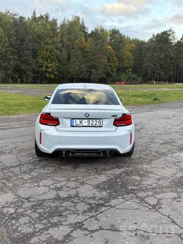 Pelēks BMW M2 2018 Rīga, ar dzinēja tilpumu 3.00 L un nobraukumu 65 tūkst. km par 43000 €, foto 4 vietnē AUTOMOTO.COM.LV