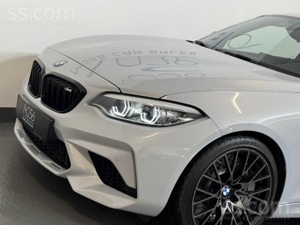 Grey BMW M2 2020 in Riga, with an engine capacity of 3.00 L and mileage of 60 thousand km for 47900 €, photo 4 on AUTOMOTO.COM.LV