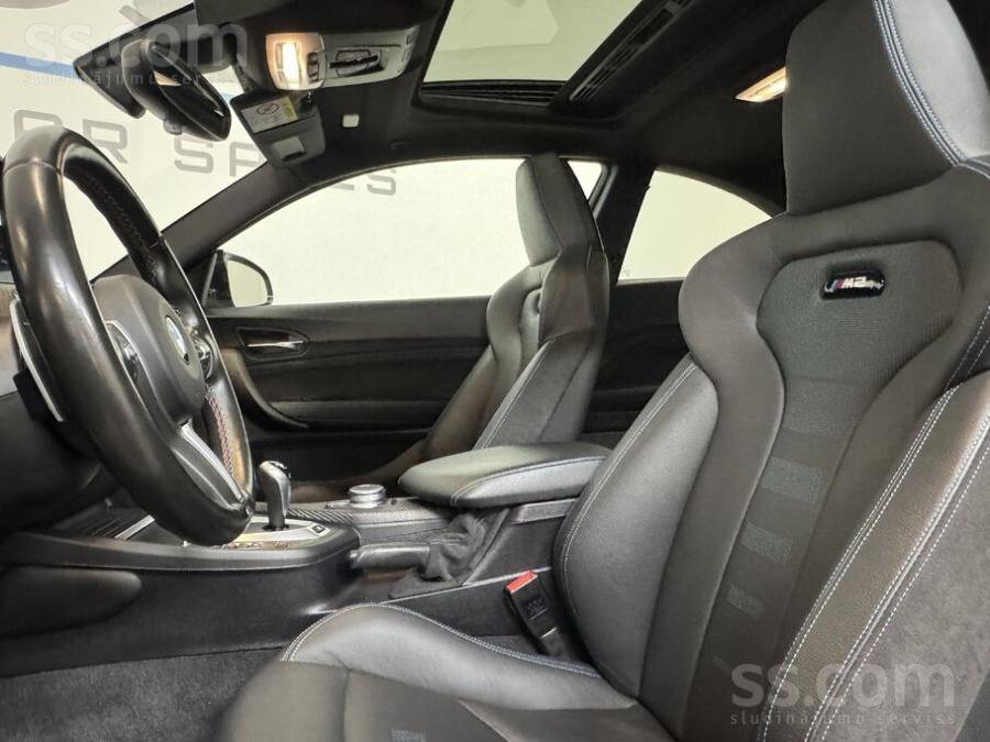 Pelēks BMW M2 2020 Rīga, ar dzinēja tilpumu 3.00 L un nobraukumu 60 tūkst. km par 47900 €, foto 9 vietnē AUTOMOTO.COM.LV