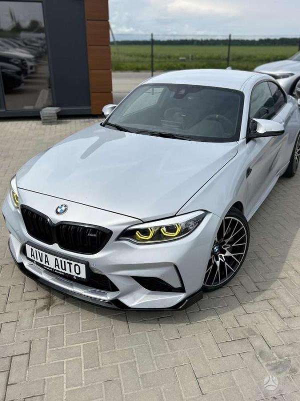 Grey BMW M2 2020 in Kaunas, with an engine capacity of 2.98 L and mileage of 95 thousand km for 39000 €, photo 2 on AUTOMOTO.COM.LV