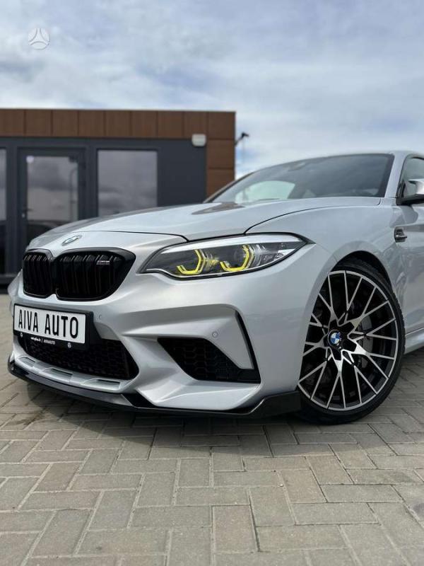 Grey BMW M2 2020 in Kaunas, with an engine capacity of 2.98 L and mileage of 95 thousand km for 39000 €, photo 3 on AUTOMOTO.COM.LV