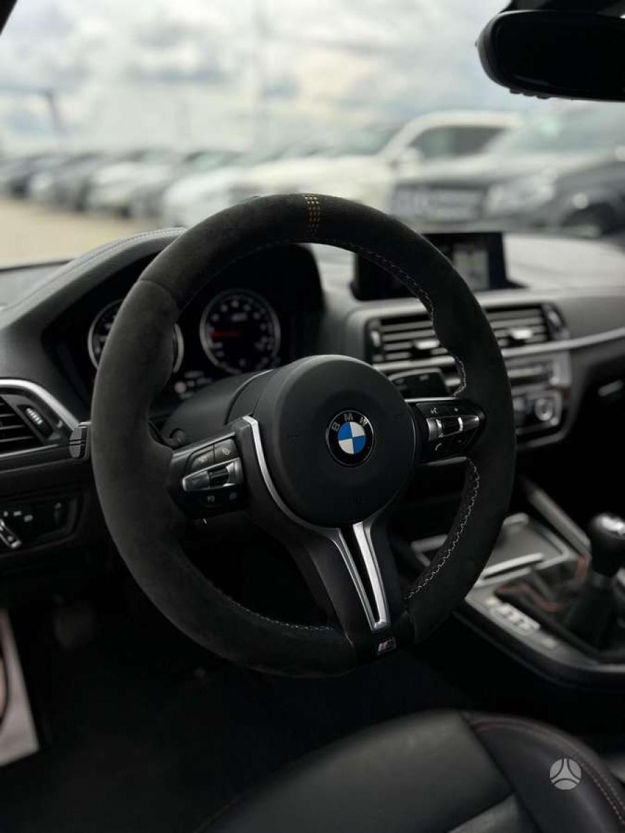 Pelēks BMW M2 2020 Kauņa, ar dzinēja tilpumu 2.98 L un nobraukumu 95 tūkst. km par 39000 €, foto 23 vietnē AUTOMOTO.COM.LV