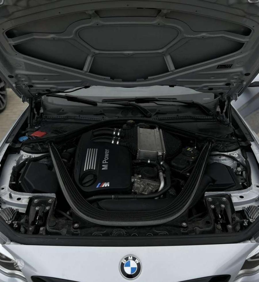 Pelēks BMW M2 2020 Kauņa, ar dzinēja tilpumu 2.98 L un nobraukumu 95 tūkst. km par 39000 €, foto 39 vietnē AUTOMOTO.COM.LV