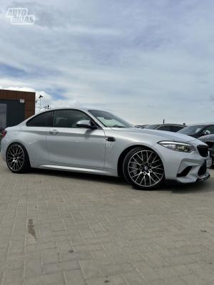 Grey BMW M2 2020 in Kaunas, with an engine capacity of 3.00 L and mileage of 95 thousand km for 39000 €, photo 7 on AUTOMOTO.COM.LV