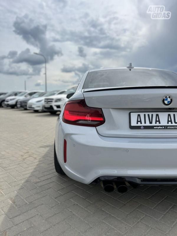 Grey BMW M2 2020 in Kaunas, with an engine capacity of 3.00 L and mileage of 95 thousand km for 39000 €, photo 11 on AUTOMOTO.COM.LV
