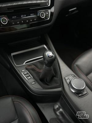 Grey BMW M2 2020 in Kaunas, with an engine capacity of 3.00 L and mileage of 95 thousand km for 39000 €, photo 25 on AUTOMOTO.COM.LV