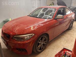 Red BMW M2 2015 in Riga, with an engine capacity of 3.00 L and mileage of 120 thousand km for 14500 €, photo  on AUTOMOTO.COM.LV