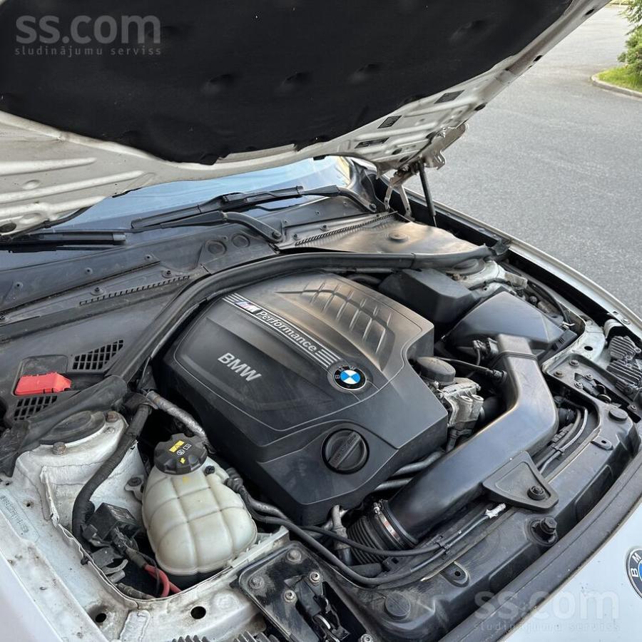 White BMW M2 2014 in Riga, with an engine capacity of 3.00 L and mileage of 163 thousand km for 18600 €, photo 24 on AUTOMOTO.COM.LV