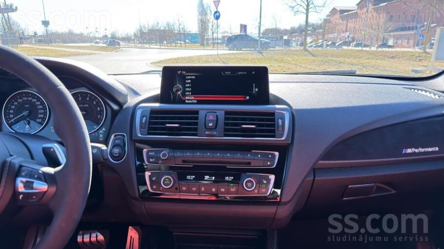 Белый БМВ M2 2015 в Лиепая, объемом двигателя 3.00 л и пробегом 139 тыс. км за 22350 €, фото 22 на AUTOMOTO.COM.LV