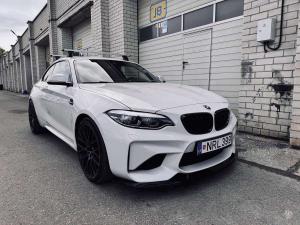 White BMW M2 2017 in Vilnius, with an engine capacity of 2.98 L and mileage of 90 thousand km for 33500 €, photo 7 on AUTOMOTO.COM.LV