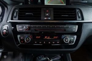 Белый БМВ M2 2018 в Вильнюс, объемом двигателя 2.99 л и пробегом 59 тыс. км за 33000 €, фото 24 на AUTOMOTO.COM.LV