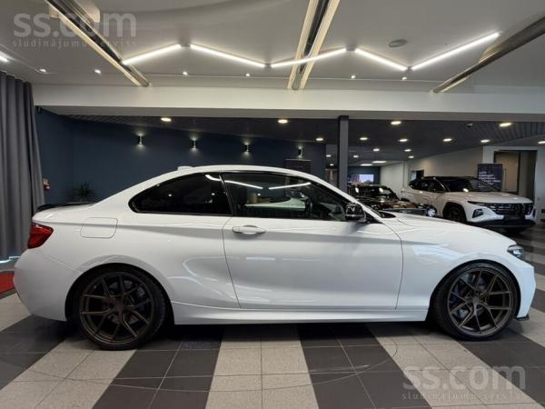 Balts BMW M2 2019 Rīga, ar dzinēja tilpumu 3.00 L un nobraukumu 167 tūkst. km par 26490 €, foto 6 vietnē AUTOMOTO.COM.LV