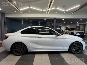 Balts BMW M2 2019 Rīga, ar dzinēja tilpumu 3.00 L un nobraukumu 167 tūkst. km par 26490 €, foto 6 vietnē AUTOMOTO.COM.LV