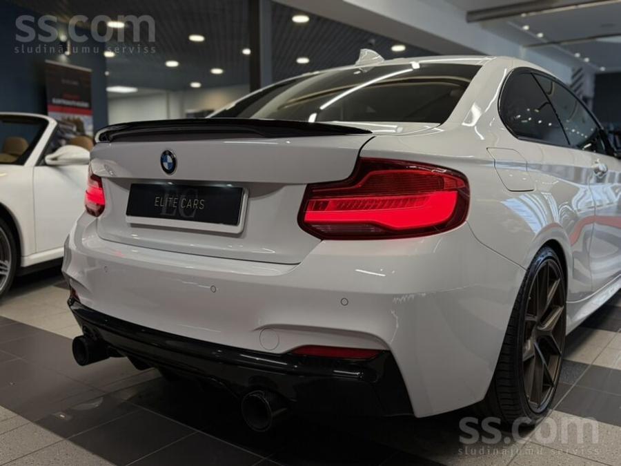 Balts BMW M2 2019 Rīga, ar dzinēja tilpumu 3.00 L un nobraukumu 167 tūkst. km par 26490 €, foto 32 vietnē AUTOMOTO.COM.LV