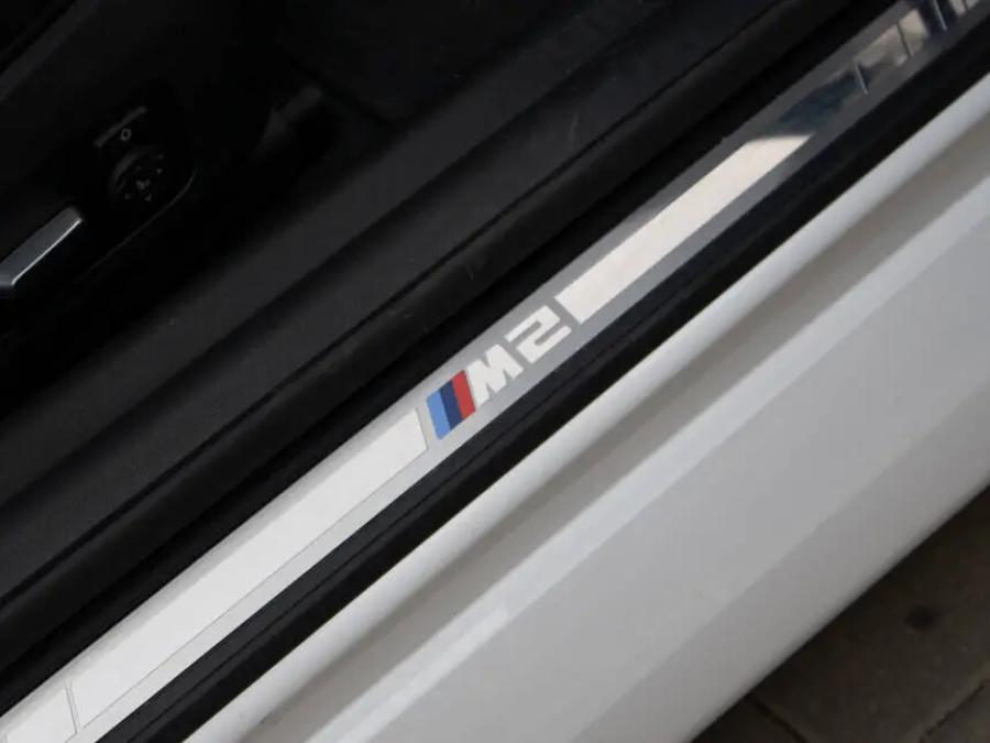 Белый БМВ M2 2023 в Рига, объемом двигателя 3.00 л и пробегом 30 тыс. км за 59990 €, фото 27 на AUTOMOTO.COM.LV
