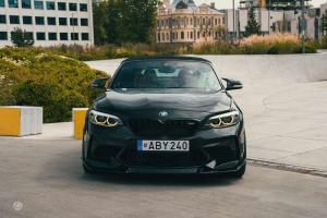 Black BMW m240i 2018 in Kaunas, with an engine capacity of 3.00 L and mileage of 67 thousand km for 22999 €, photo 3 on AUTOMOTO.COM.LV