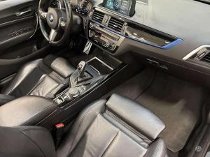 Melns BMW m240i 2018 Viļņa, ar dzinēja tilpumu 3.00 L un nobraukumu 142 tūkst. km par 19990 €, foto 17 vietnē AUTOMOTO.COM.LV