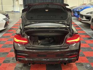 Melns BMW m240i 2018 Viļņa, ar dzinēja tilpumu 3.00 L un nobraukumu 142 tūkst. km par 19990 €, foto 32 vietnē AUTOMOTO.COM.LV