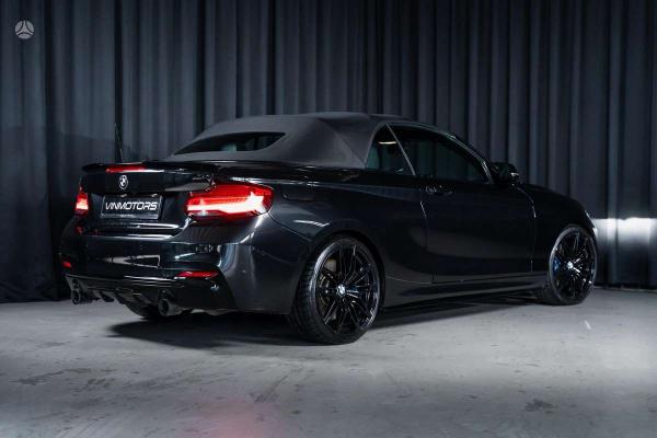 Черный БМВ m240i 2018 в Вильнюс, объемом двигателя 3.00 л и пробегом 131 тыс. км за 20999 €, фото 5 на AUTOMOTO.COM.LV