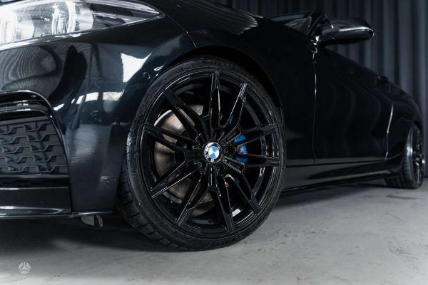Черный БМВ m240i 2018 в Вильнюс, объемом двигателя 3.00 л и пробегом 131 тыс. км за 20999 €, фото 10 на AUTOMOTO.COM.LV