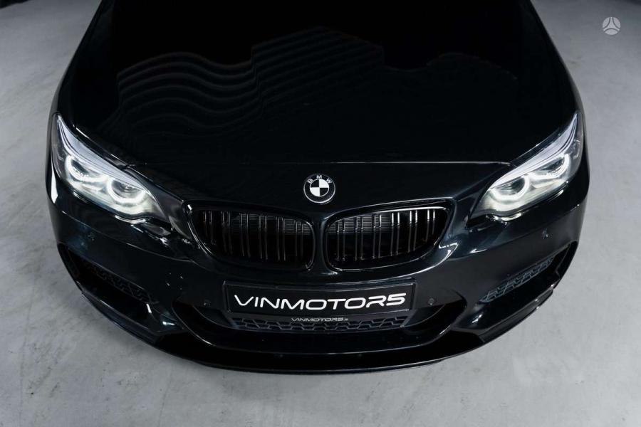 Черный БМВ m240i 2018 в Вильнюс, объемом двигателя 3.00 л и пробегом 131 тыс. км за 20999 €, фото 12 на AUTOMOTO.COM.LV