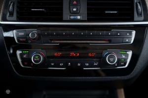 Черный БМВ m240i 2018 в Вильнюс, объемом двигателя 3.00 л и пробегом 131 тыс. км за 20999 €, фото 23 на AUTOMOTO.COM.LV