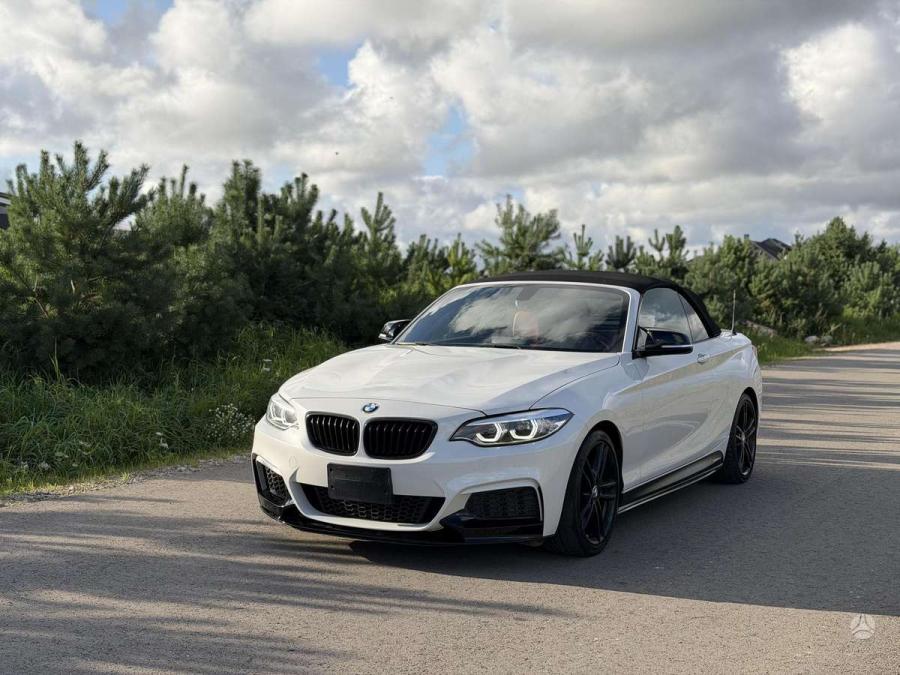 Белый БМВ m240i 2018 в Клайпеда, объемом двигателя 3.00 л и пробегом 40 тыс. км за 24000 €, фото 6 на AUTOMOTO.COM.LV