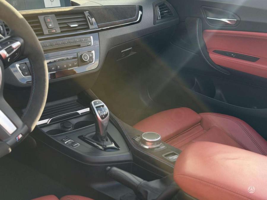 Белый БМВ m240i 2018 в Клайпеда, объемом двигателя 3.00 л и пробегом 40 тыс. км за 24000 €, фото 13 на AUTOMOTO.COM.LV