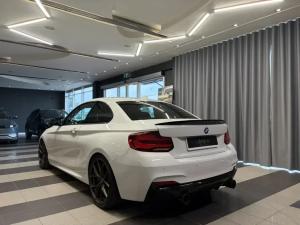 White BMW m240i 2019 in Marupe, with an engine capacity of 3.00 L and mileage of 167 thousand km for 26490 €, photo 4 on AUTOMOTO.COM.LV