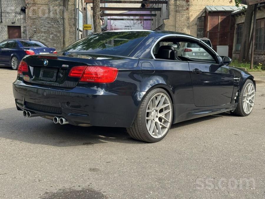 Melns BMW M3 2012 Rīga, ar dzinēja tilpumu 4.00 L un nobraukumu 163 tūkst. km par 14750 €, foto 19 vietnē AUTOMOTO.COM.LV
