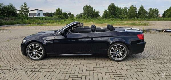 Melns BMW M3 2013 Viļņa, ar dzinēja tilpumu 4.00 L un nobraukumu 123 tūkst. km par 29990 €, foto 1 vietnē AUTOMOTO.COM.LV