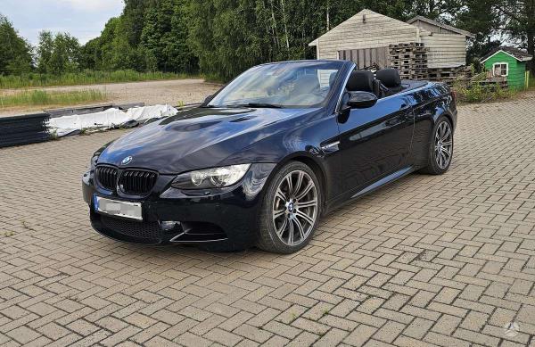 Melns BMW M3 2013 Viļņa, ar dzinēja tilpumu 4.00 L un nobraukumu 123 tūkst. km par 29990 €, foto 2 vietnē AUTOMOTO.COM.LV