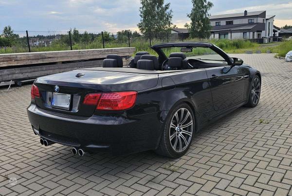 Melns BMW M3 2013 Viļņa, ar dzinēja tilpumu 4.00 L un nobraukumu 123 tūkst. km par 29990 €, foto 6 vietnē AUTOMOTO.COM.LV