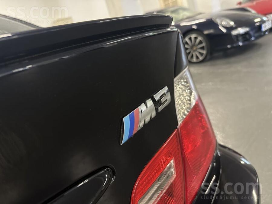 Melns BMW M3 2004 Rīga, ar dzinēja tilpumu 3.20 L un nobraukumu 140 tūkst. km par 27900 €, foto 16 vietnē AUTOMOTO.COM.LV