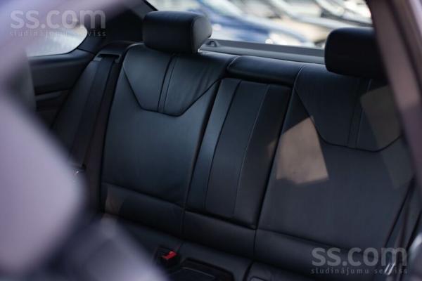Black BMW M3 2008 in Riga, with an engine capacity of 4.00 L and mileage of 245 thousand km for 27990 €, photo 10 on AUTOMOTO.COM.LV